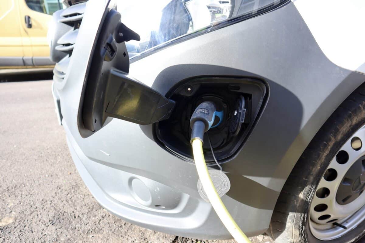 Plan approved to expand electric vehicle charging across the city - WEST